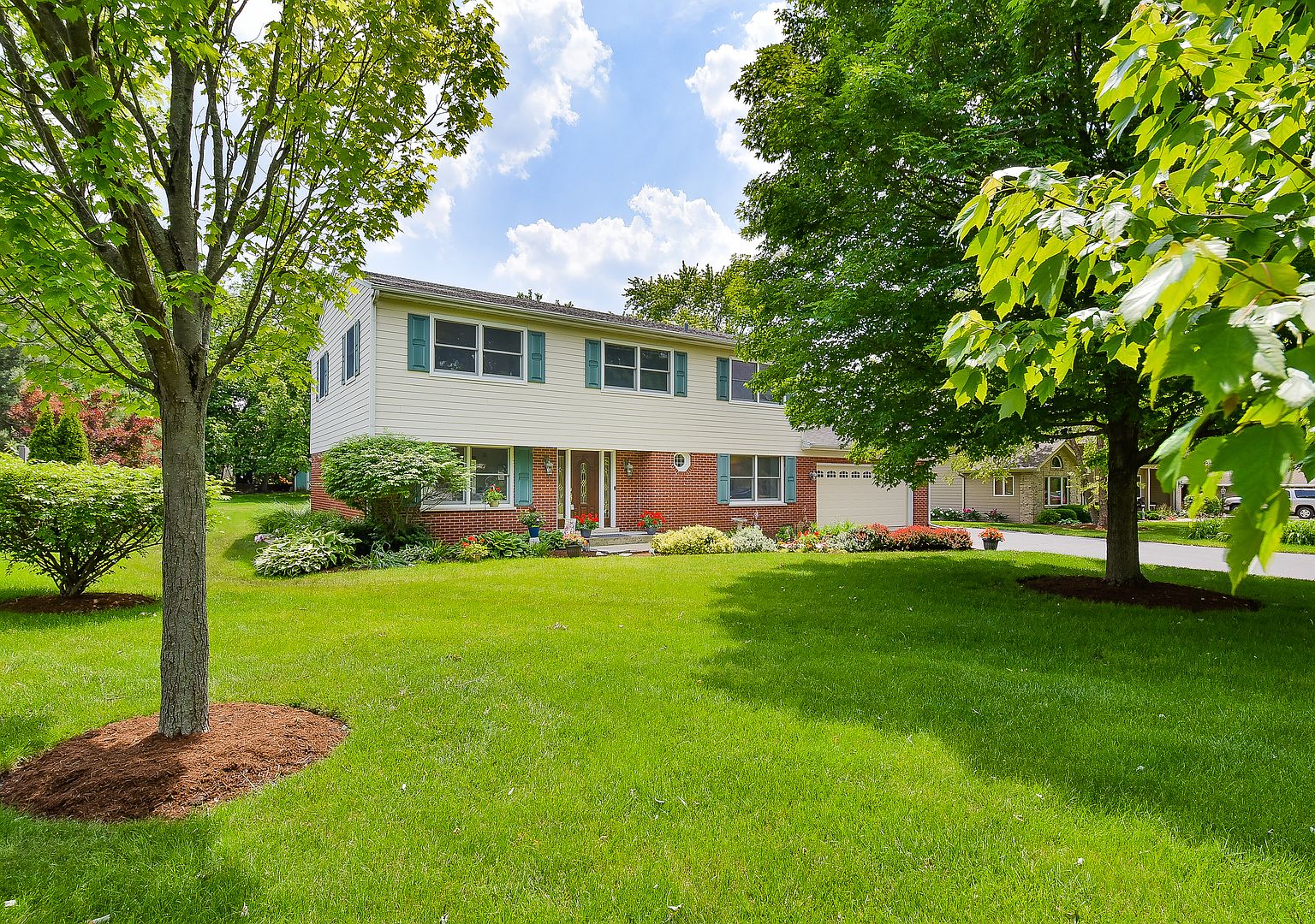 25W661 Durfee Rd, Wheaton, IL 60189 | Zillow