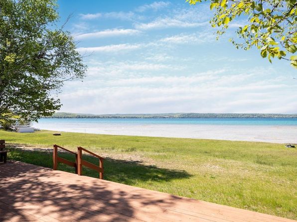 Maple City MI Real Estate - Maple City MI Homes For Sale | Zillow