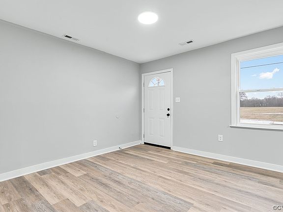 2117 Whitcomb St, Richmond, VA 23223 | Zillow