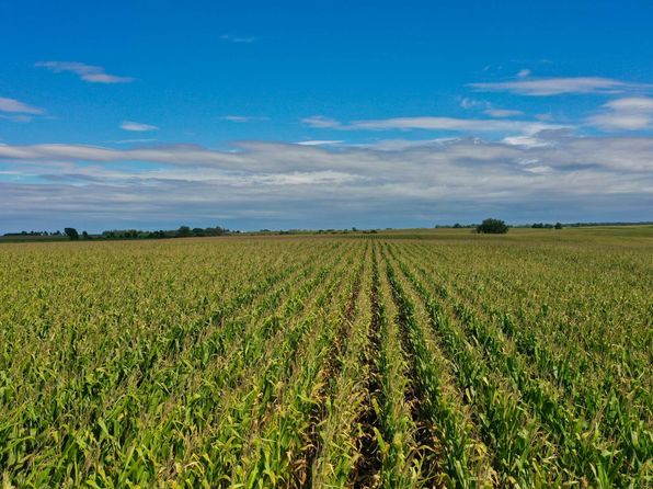 Conover IA Luxury Homes For Sale - 3 Homes | Zillow