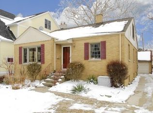152 N Avon Rd, Elmhurst, IL 60126 | Zillow