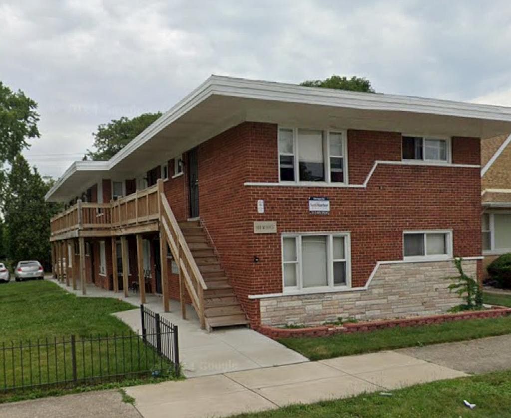 500 W 144th St APT 8, Riverdale, IL 60827 | Zillow