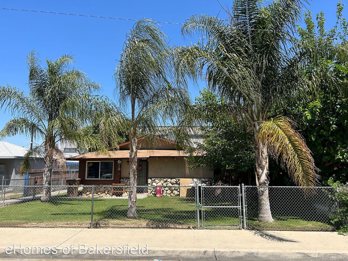 630 33rd St #4212291, Bakersfield, CA 93301 | Zillow