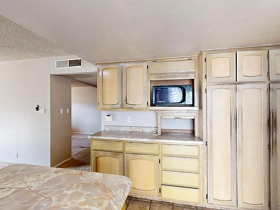 6104 Azure Ave NE, Albuquerque, NM 87109 | MLS #1040544 | Zillow