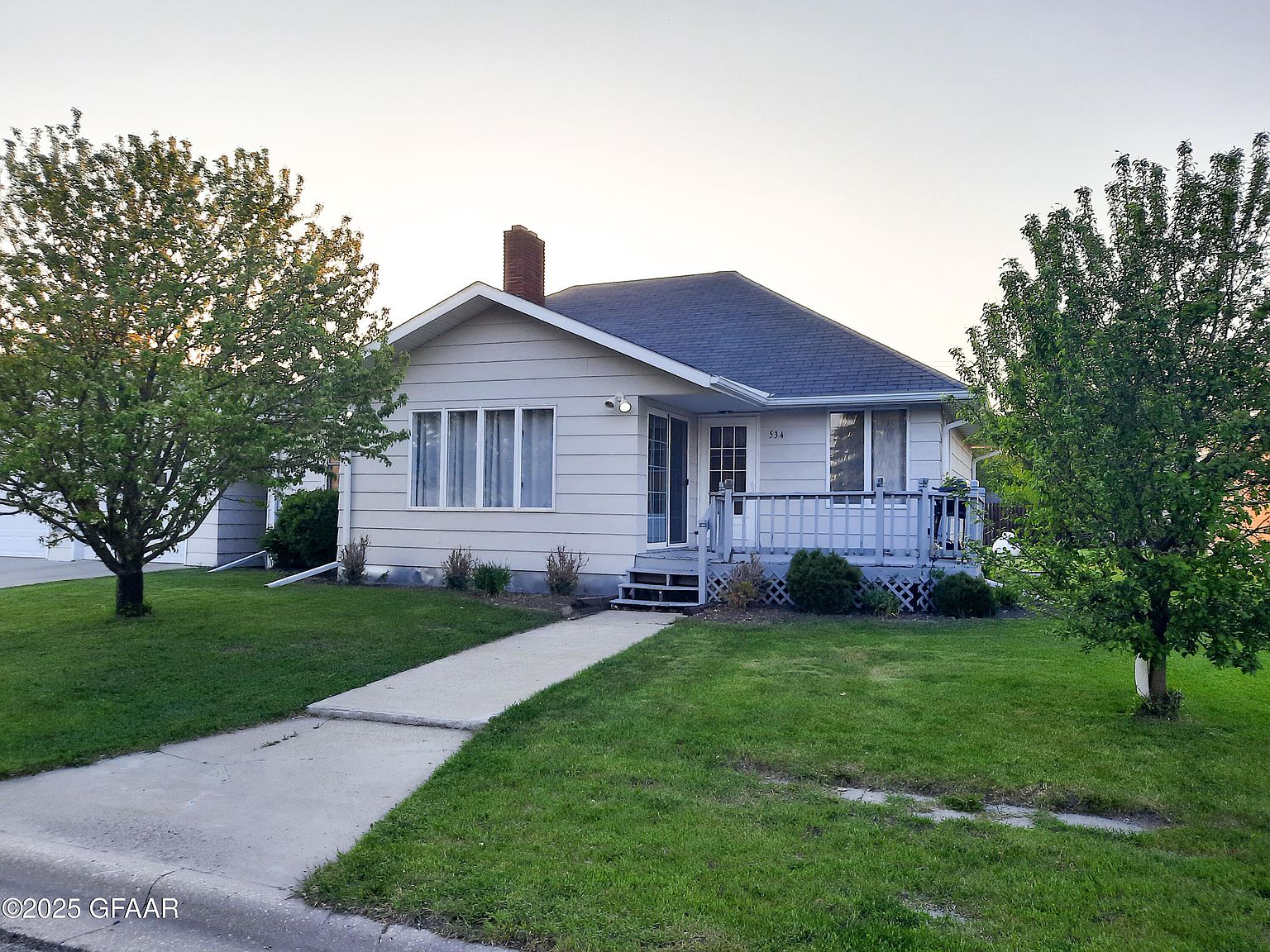 534 E 5th St, Neche, ND 58265 | MLS #25-747 | Zillow