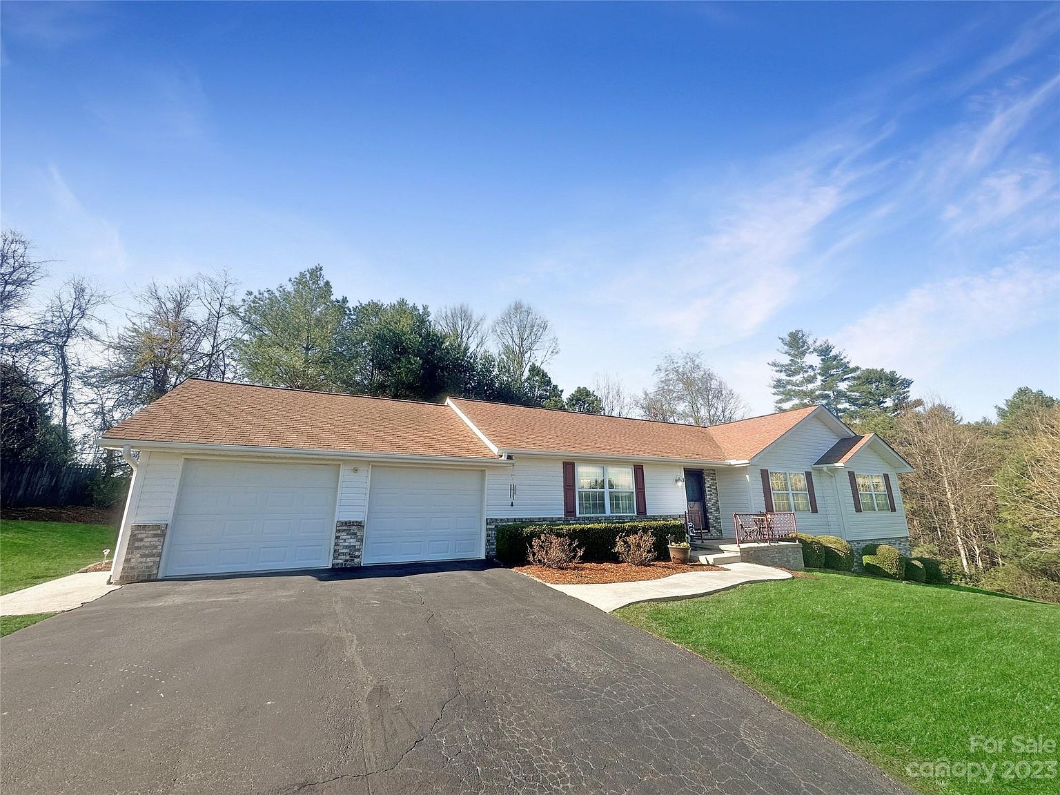 9 Pottery Terrace Trl, Flat Rock, NC 28731 | Zillow