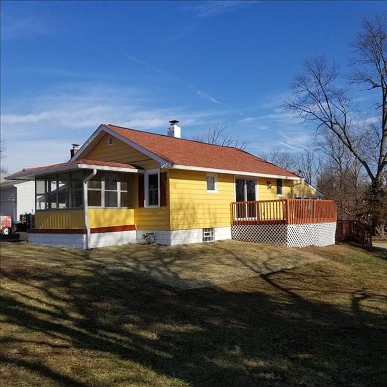 925 N Devon Ave, Indianapolis, IN 46219 | Zillow