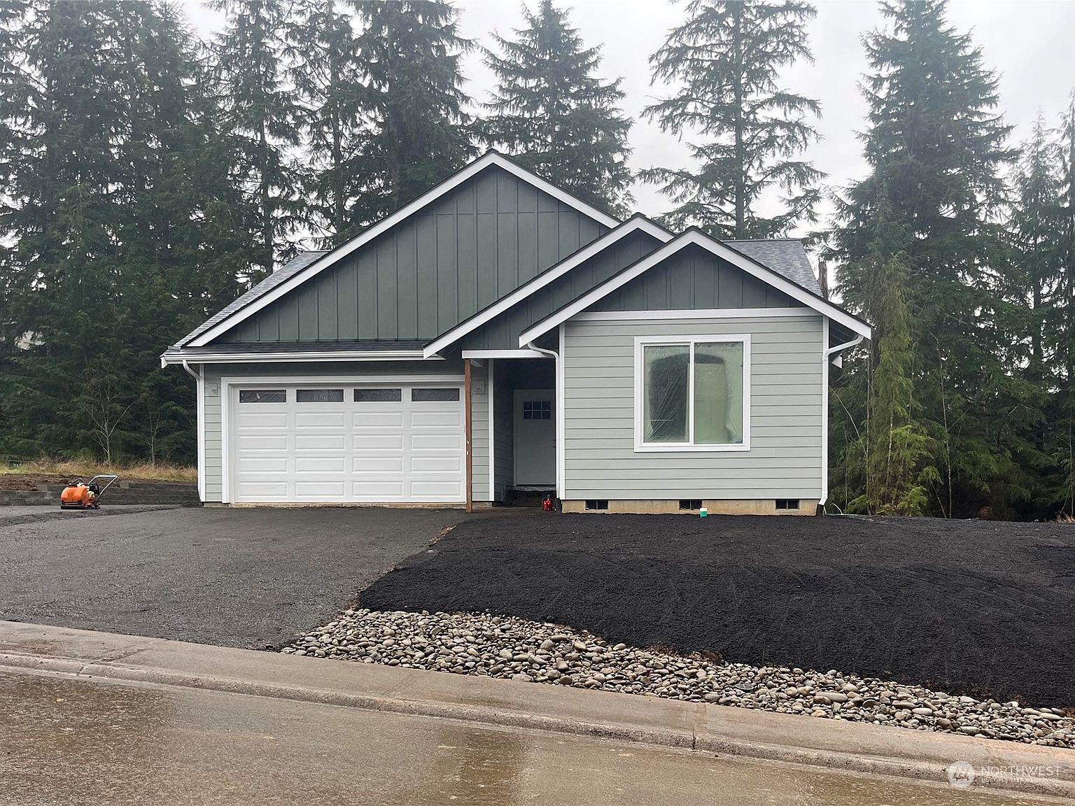 3108 Sanderling Drive, Hoquiam, WA 98550 | MLS #2185952 | Zillow