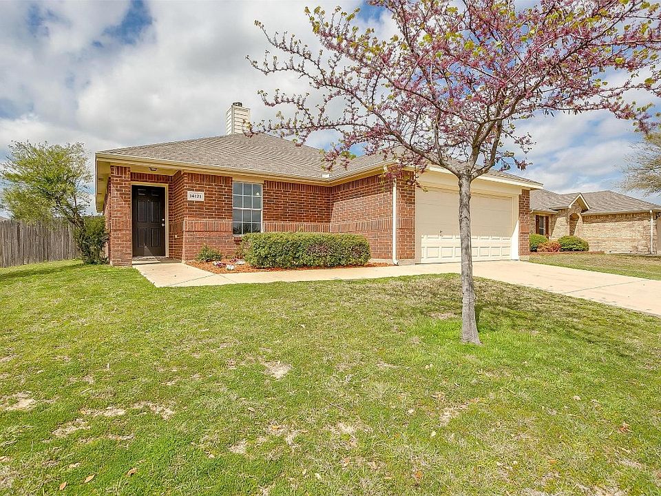 14121 Filly St, Fort Worth, TX 76115 | Zillow