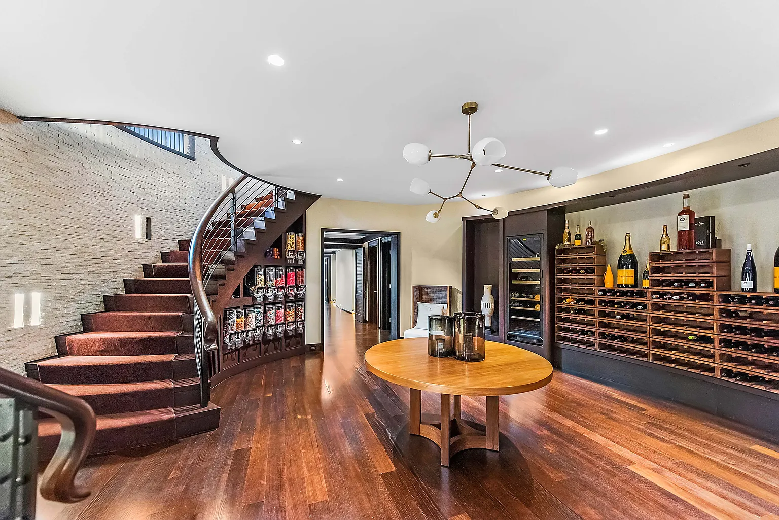 21 Acre Mecox Bay Compound Includes 45,000+ Square Feet with 24 Beds ...