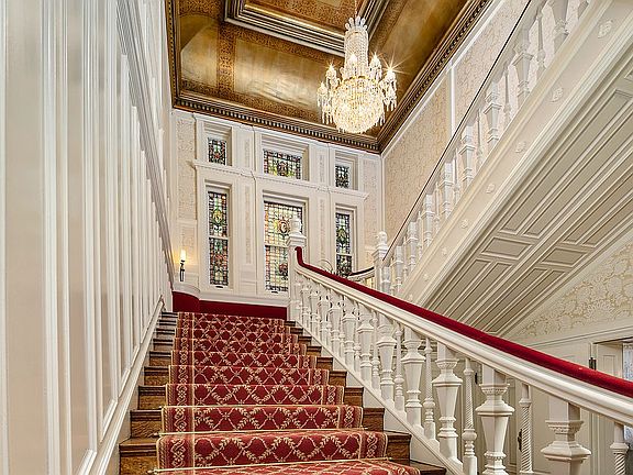 15 Portland Pl, Saint Louis, MO 63108 | Zillow