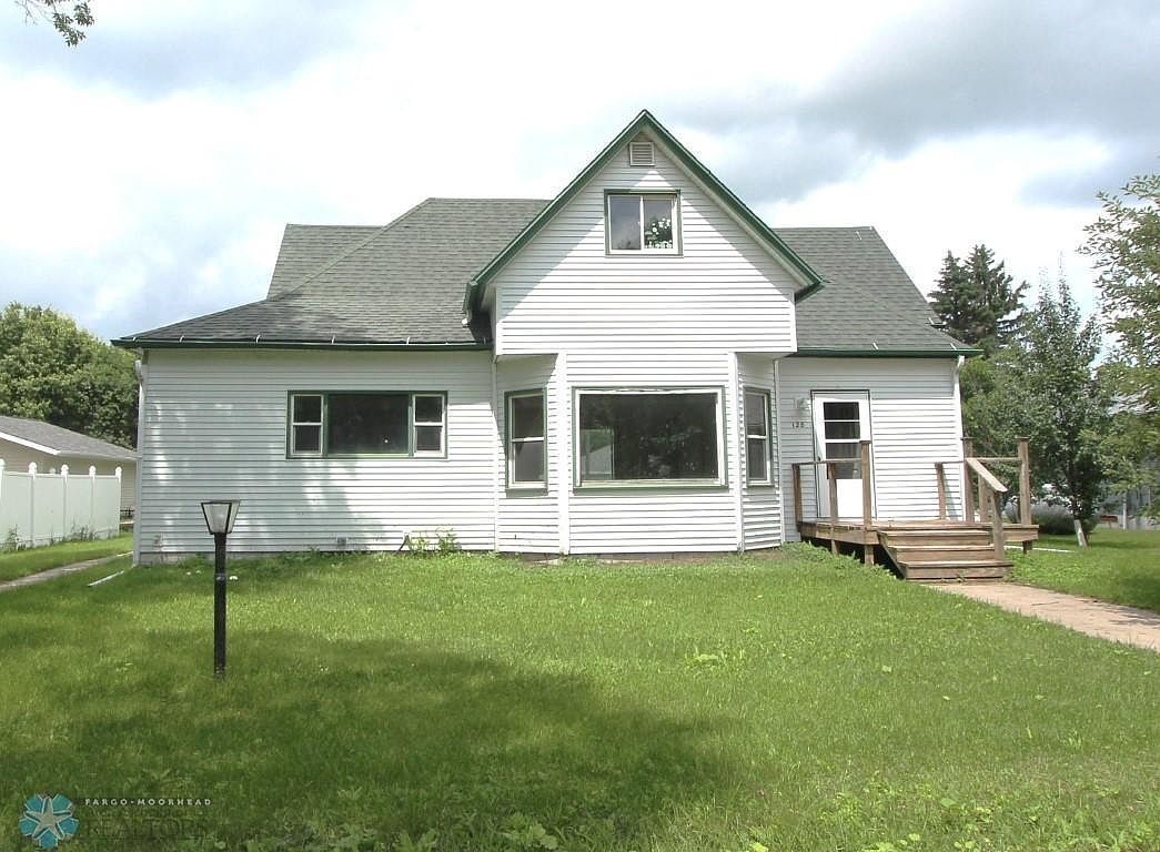 128 4th St E, Halstad, MN 56548 | Zillow