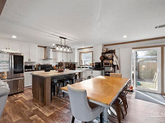 6885 E Bay Blvd, Navarre, FL 32566 | MLS #649133 | Zillow