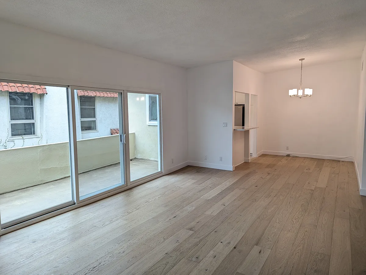 12324 Montana Ave Apt 7, Los Angeles, CA 90049 | HotPads