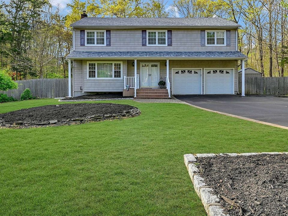 29 Kastal Drive, Ridge, NY 11961 | Zillow