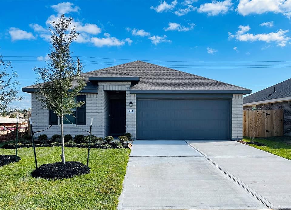 613 Forest Bend Ln, La Marque, TX 77568 | Zillow