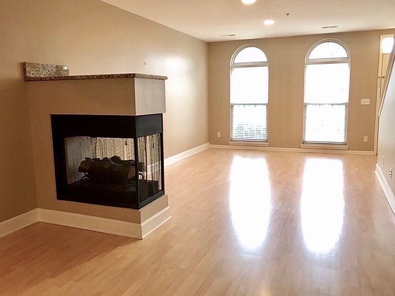 3035 Camden Dr #27, Troy, MI 48084 | Zillow