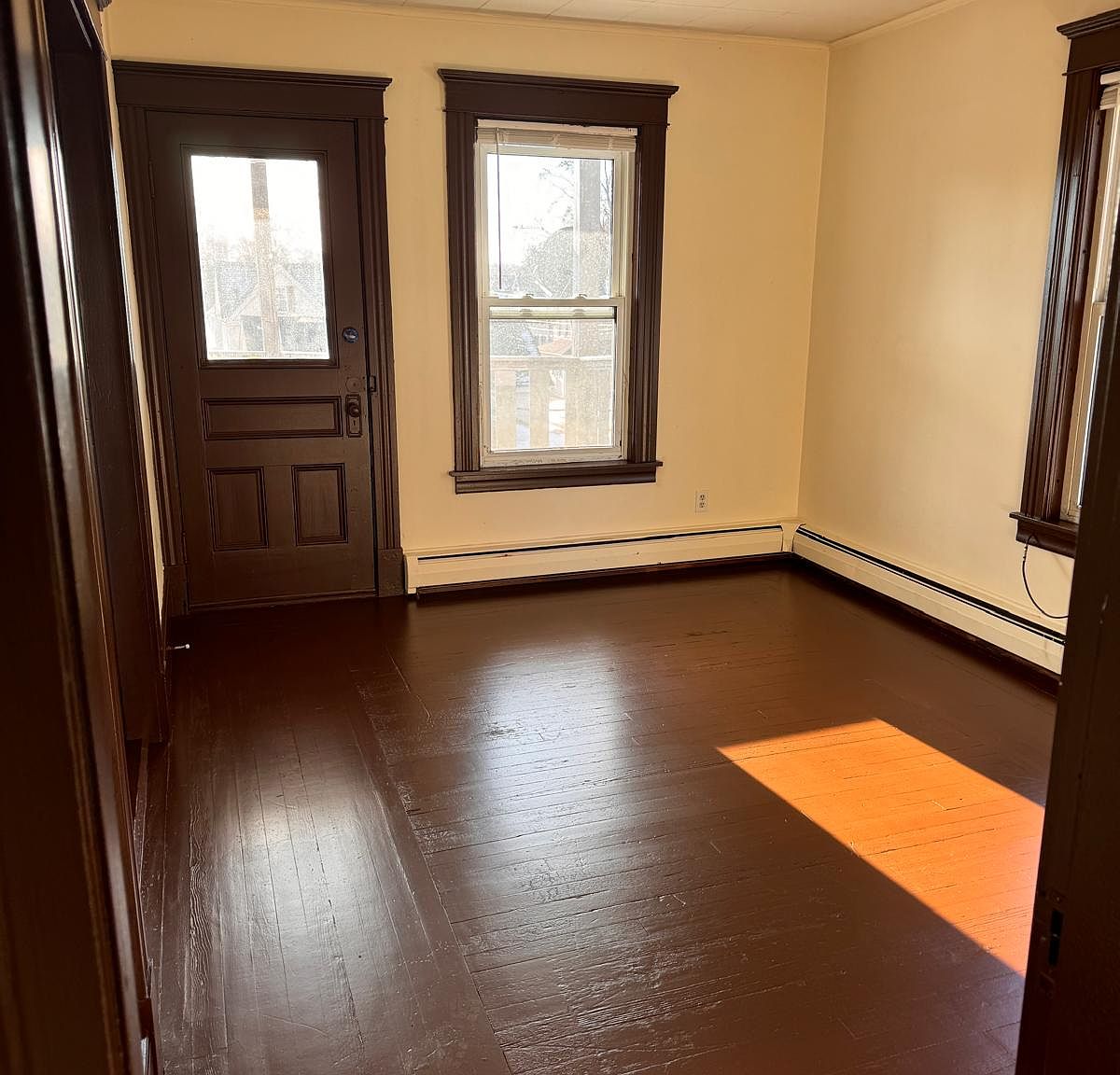 18 Riverview Pl #3L, Chicopee, MA 01013 | Zillow