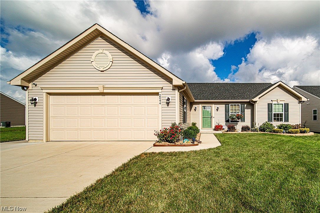 2044 Canterbury Dr, Willoughby, OH 44094 | Zillow