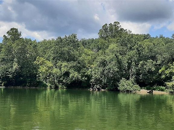 997 Main St, Denbo, PA 15429 | Zillow