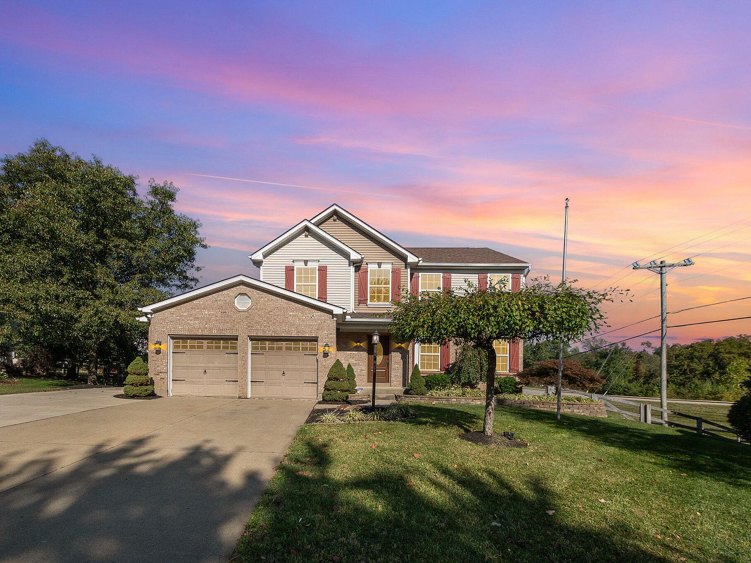 2001 Westborough Dr, Hebron, KY 41048 | Zillow