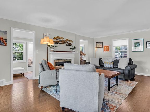 100 Morningside Dr, Kansas City, MO 64113 | Zillow