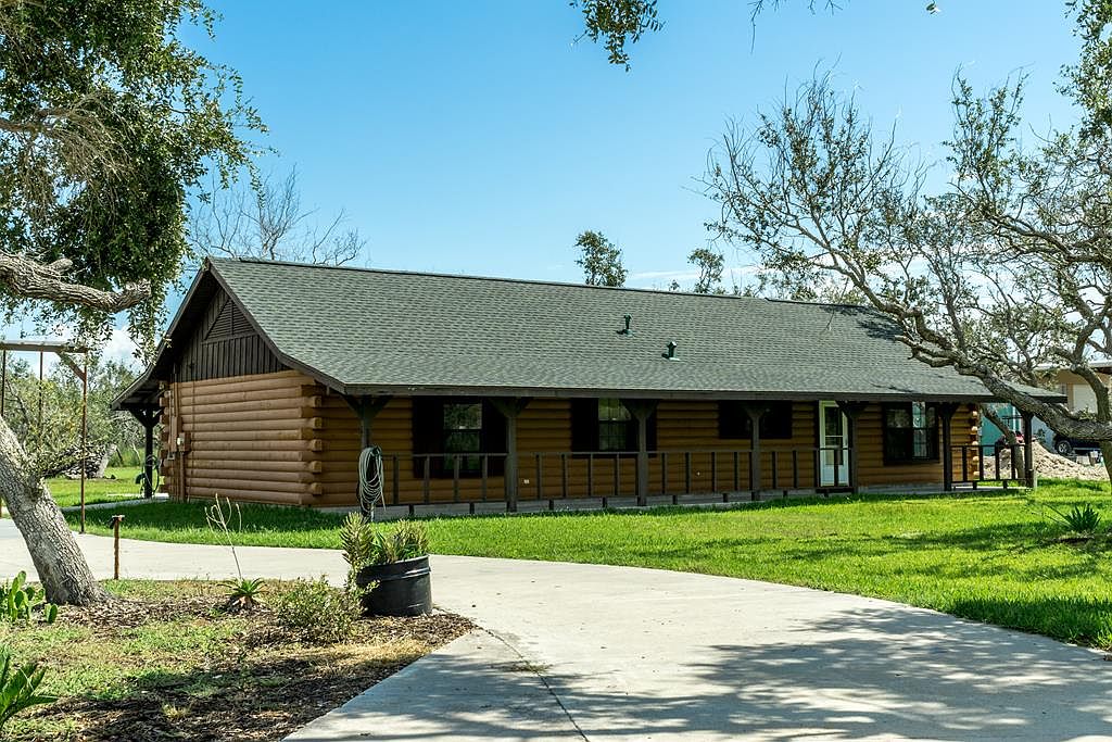 146 Spring Ln, Rockport, TX 78382 | Zillow