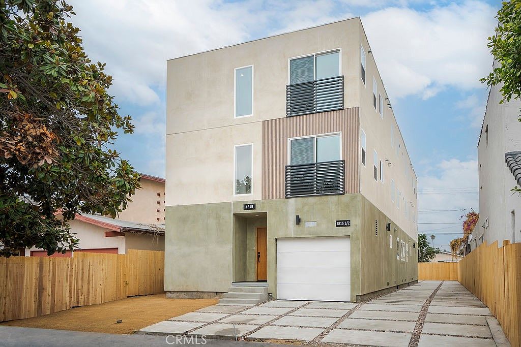 1815 36th St, Los Angeles, CA 90018 | Zillow