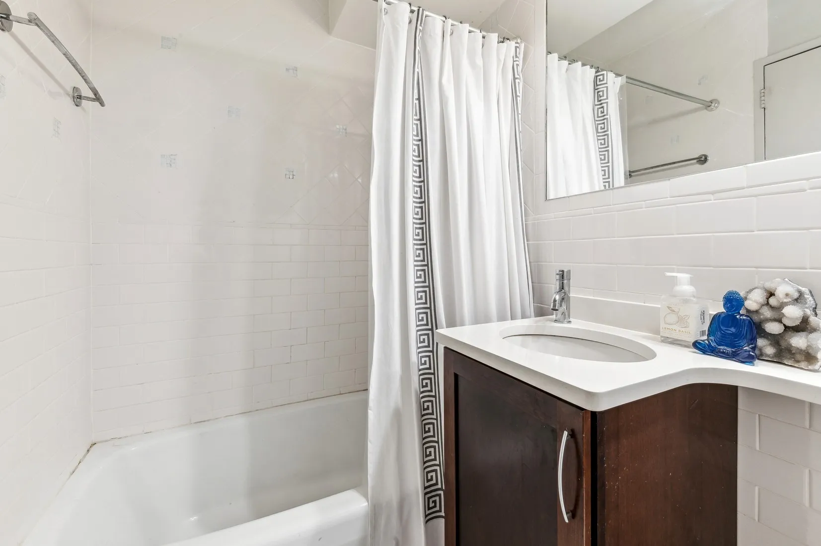 301 East 64th Street #12L in Lenox Hill, Manhattan | StreetEasy