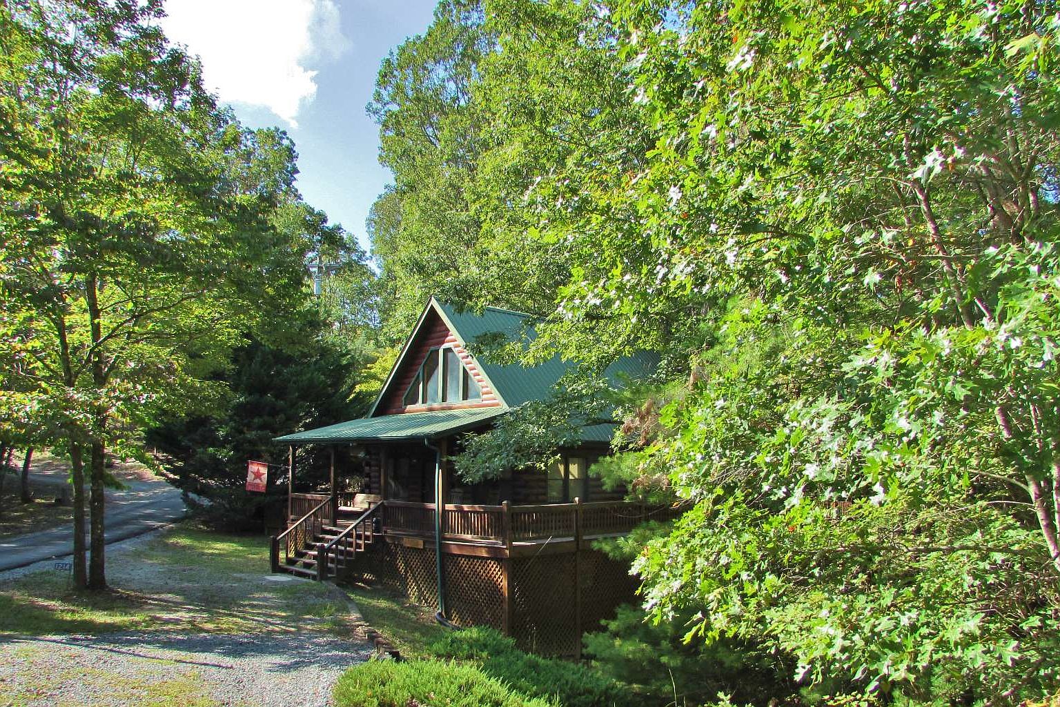 1214 Bear Paw Trl, Blue Ridge, GA 30513 | Zillow