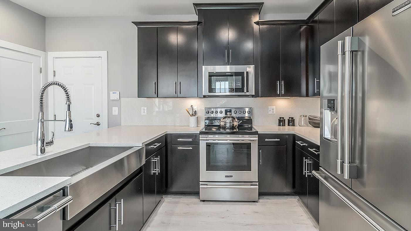 44499 Wolfhound Sq, Ashburn, VA 20147 | Zillow