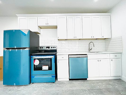 2832 W 15th St #2A, Brooklyn, NY 11224 | Zillow