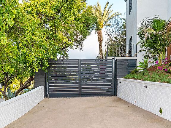 10401 Wyton Dr, Los Angeles, CA 90024 | Zillow