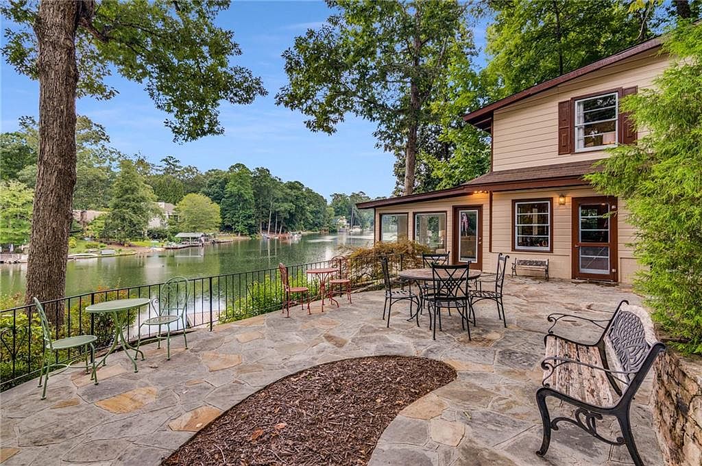 138 Lakeshore Dr, Berkeley Lake, GA 30096 | Zillow