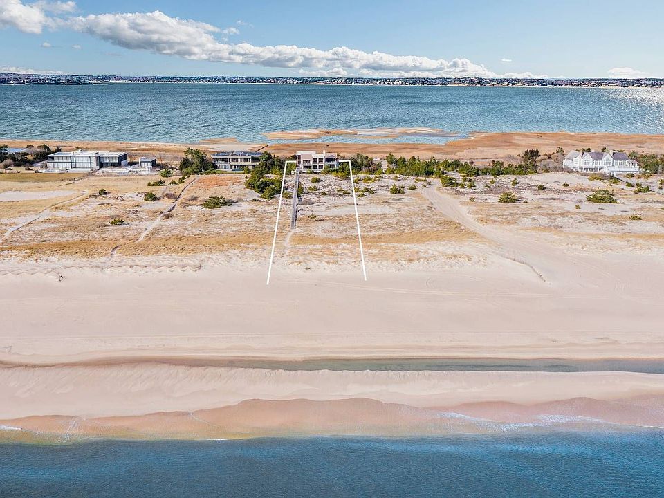 1950 Meadow Ln, Southampton, NY 11968 | Zillow