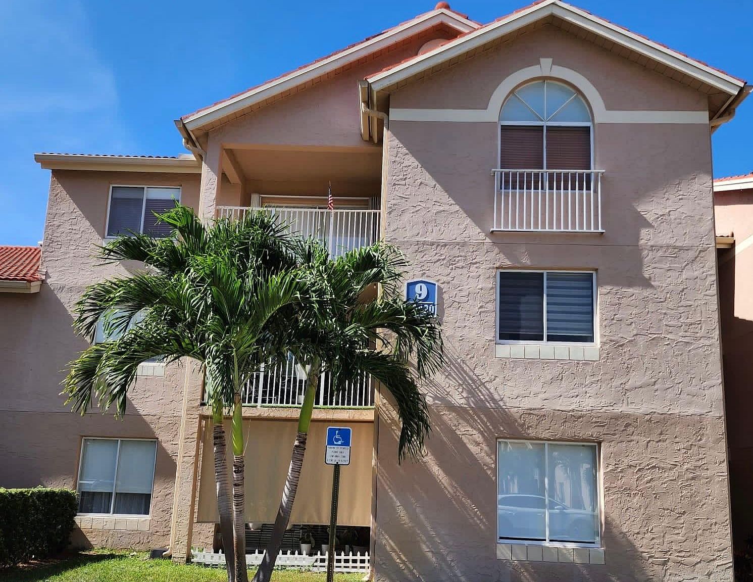 10420 SW 158th Ct APT 303, Miami, FL 33196 | Zillow