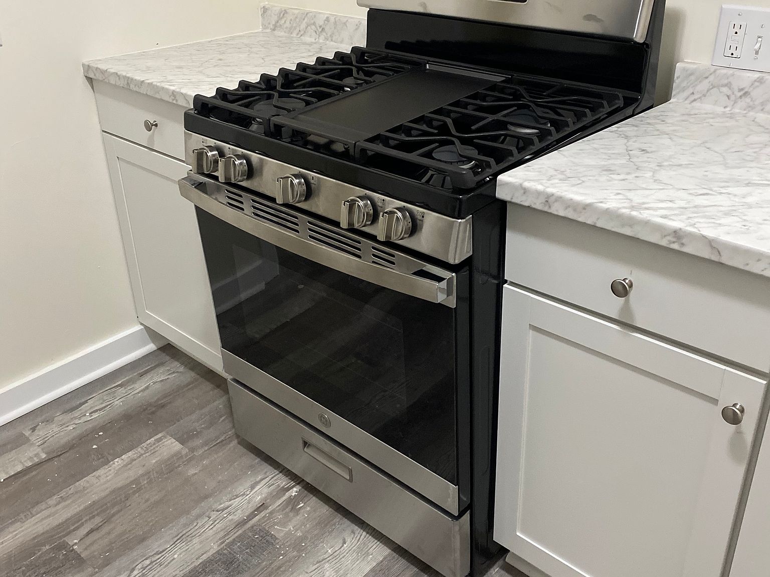 18 Eli St #1, Cumberland, RI 02864 | Zillow