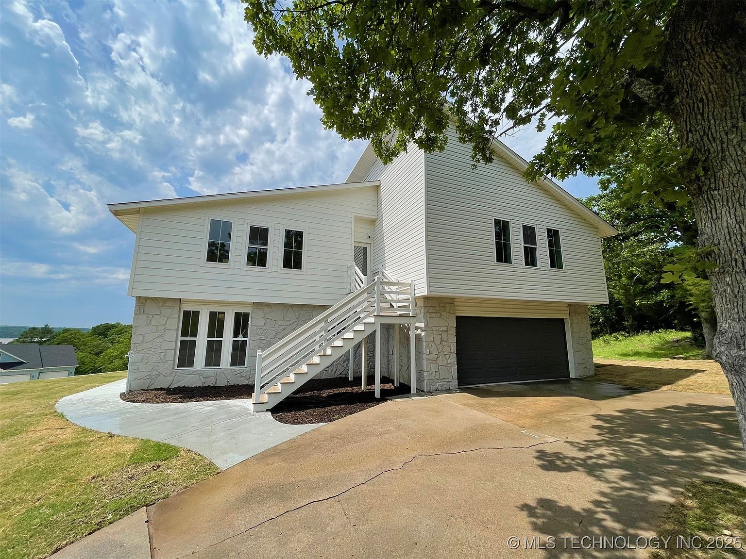 228 W Hickory Dr, Sand Springs, OK 74063 | MLS #2522528 | Zillow