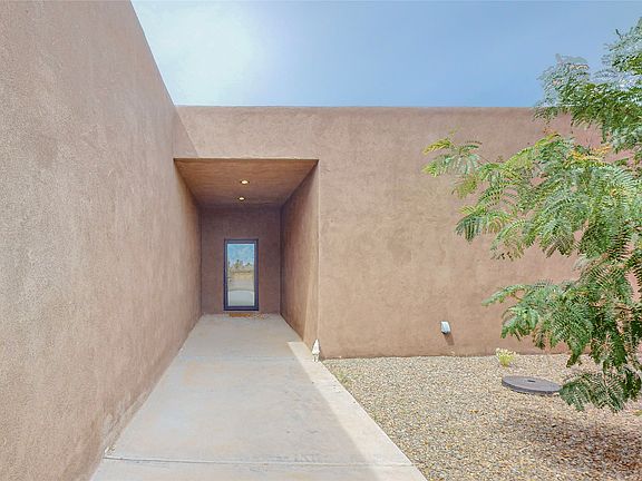 25 Spur Ranch Rd, Lamy, NM 87540 | MLS #202339138 | Zillow