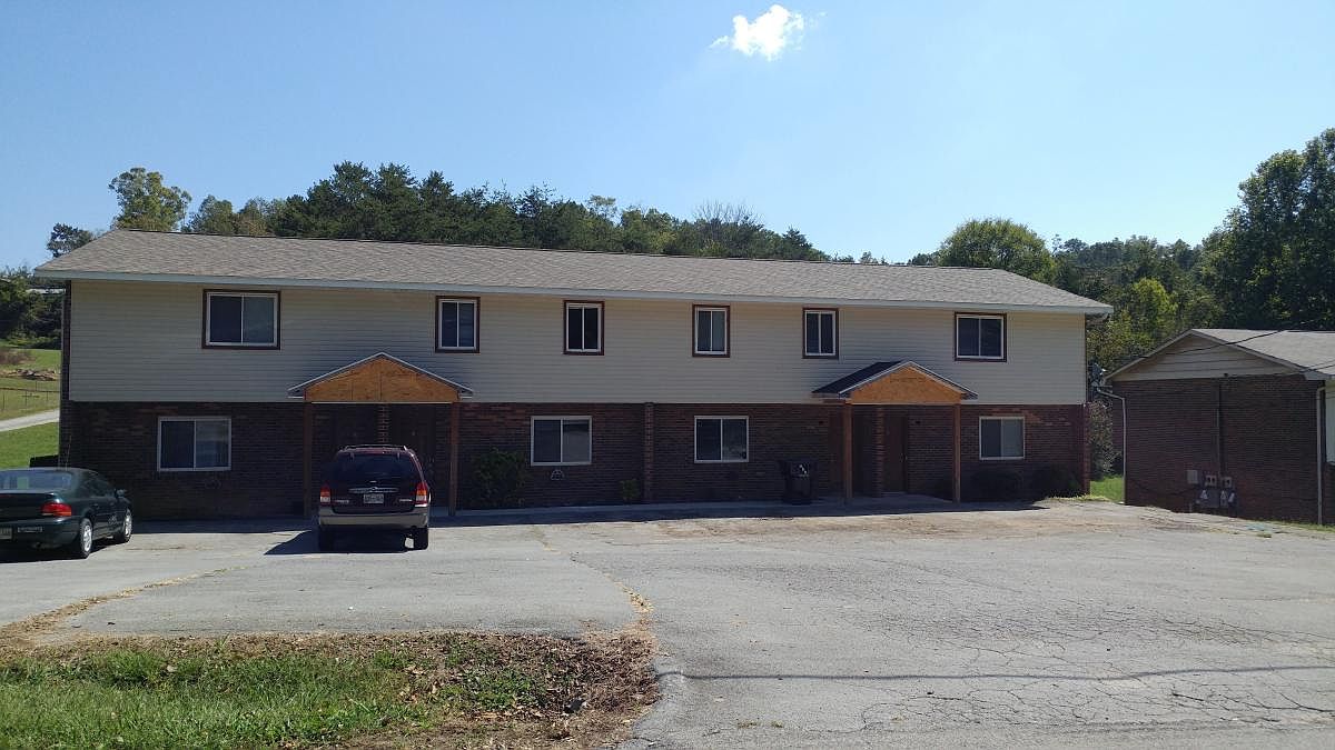 1919 E Old Topside Rd APT A, Louisville, TN 37777 | Zillow