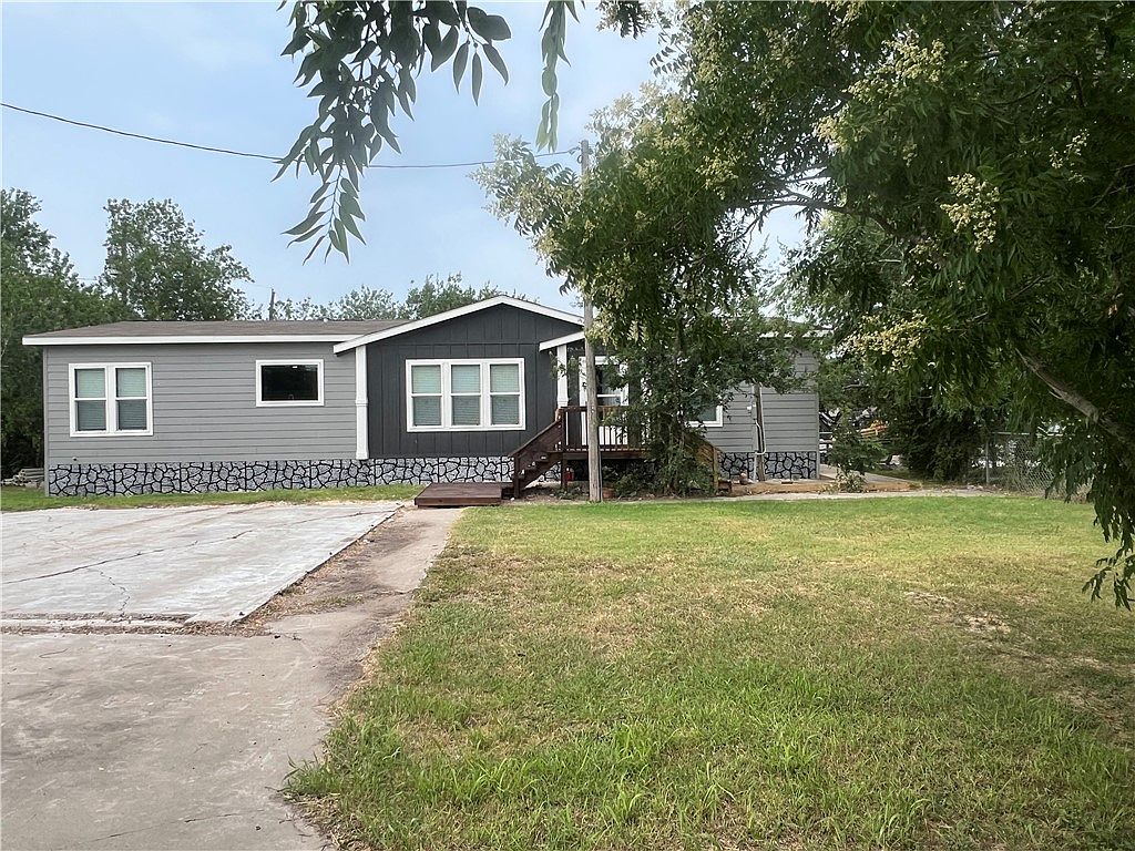 272 Orange St, Mathis, TX 78368 | MLS #459632 | Zillow