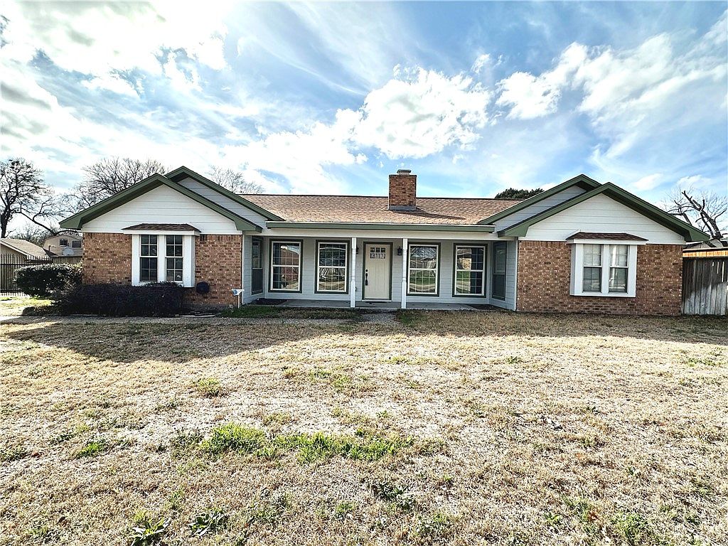 803 Attaway Rd, Hewitt, TX 76643 | Zillow