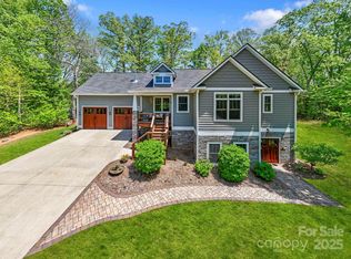 127 View Ridge Pkwy, Leicester, NC 28748 | MLS #4268688 | Zillow