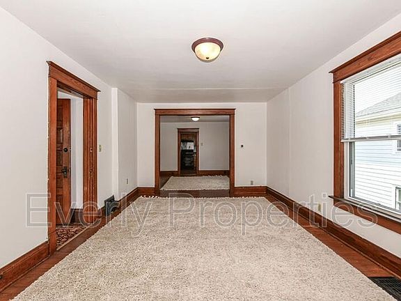 2322 Kinzie Ave, Racine, WI 53405 | Zillow