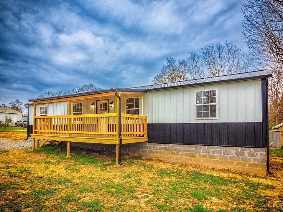 10836 Hiawatha Rd, Paint Township, OH 45133 | Zillow