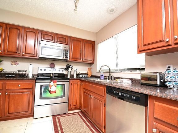 341 Goldstone Pl, Lake Mary, FL 32746 | Zillow