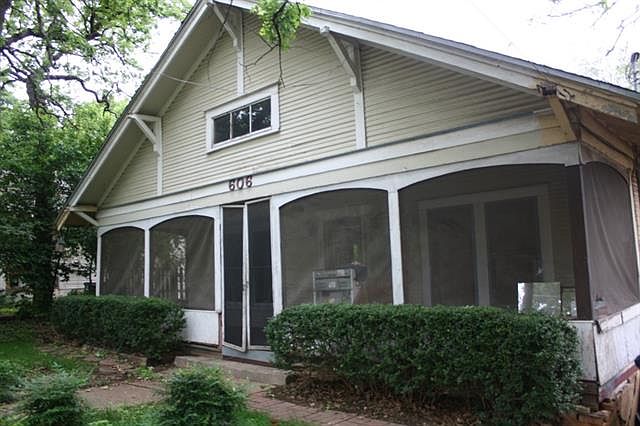 606 Pearl St, Denton, TX 76201 | Zillow
