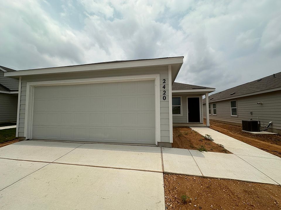 2420 Hunter Peak, New Braunfels, TX 78130 | Zillow