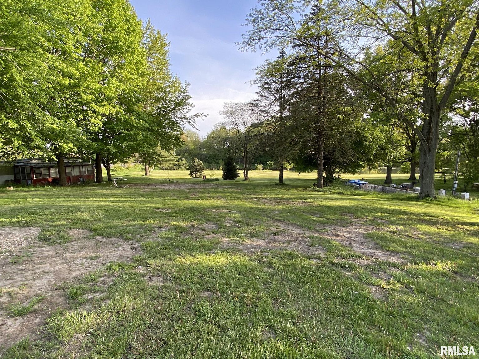 10 Lake Warren Dr, Monmouth, IL 61462 | Zillow