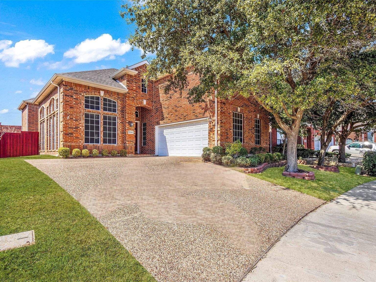 8509 Rugby Dr, Irving, TX 75063 | Zillow